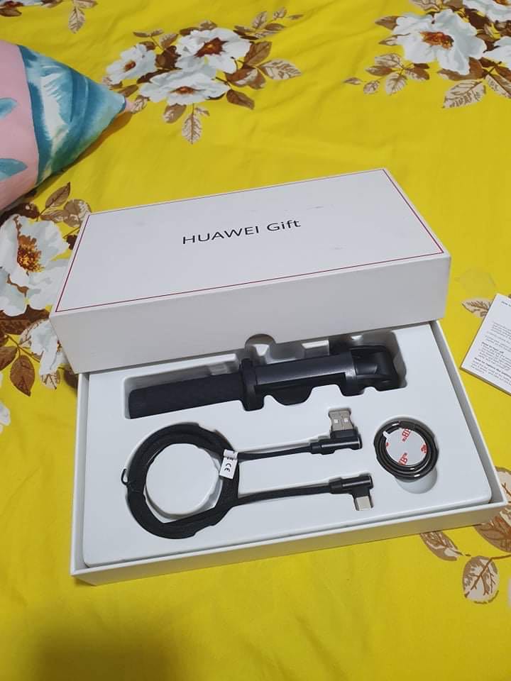 Huawei Gift Box, Computers & Tech, Parts & Accessories, Cables ...
