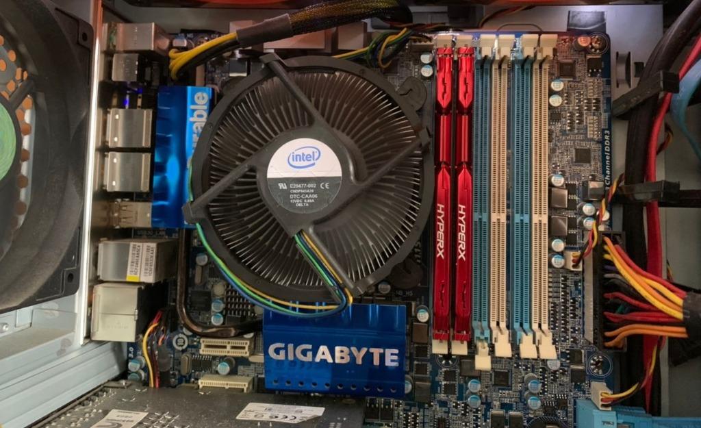 Intel Core i7-930 Processor + Gigabyte X58A-UD3R Mainboard v2 ...