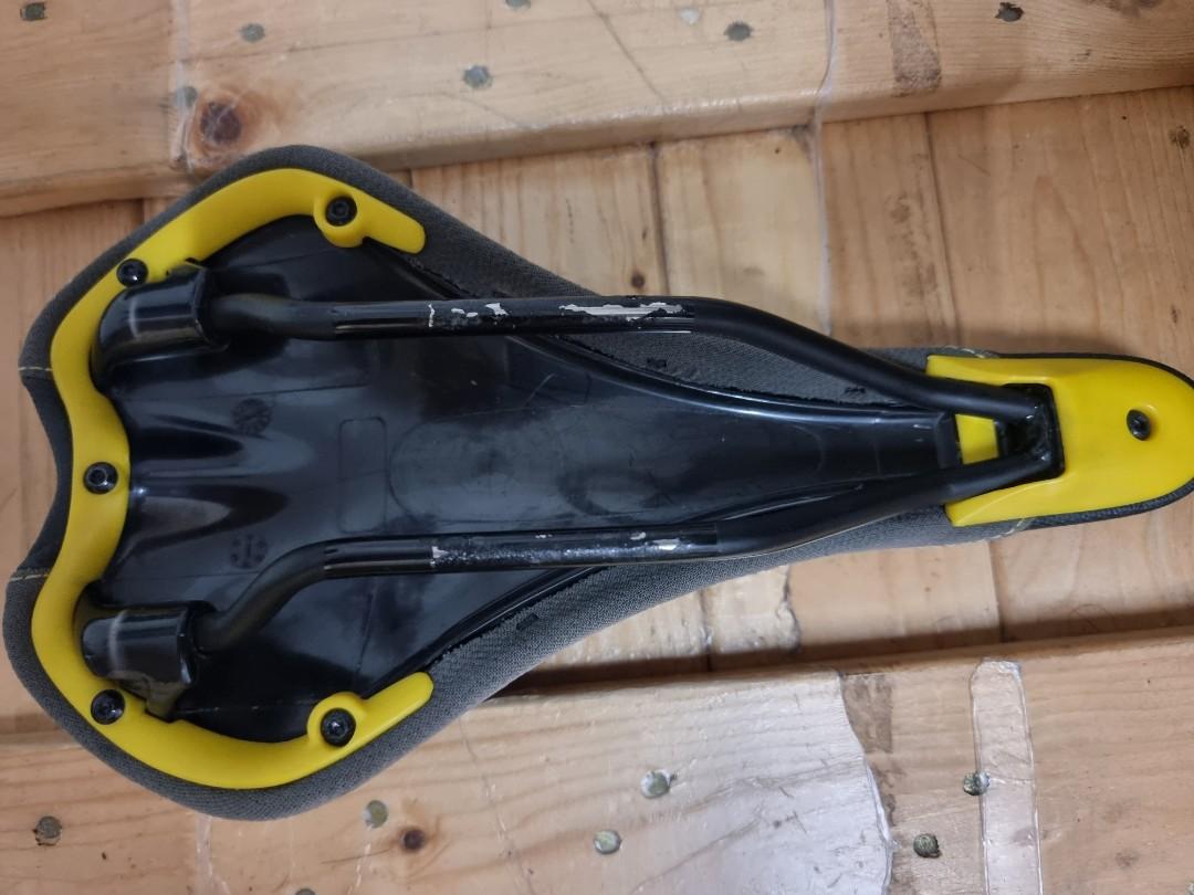 Nukeproof Sam Hill saddle, Sports Equipment, Bicycles & Parts, Parts ...