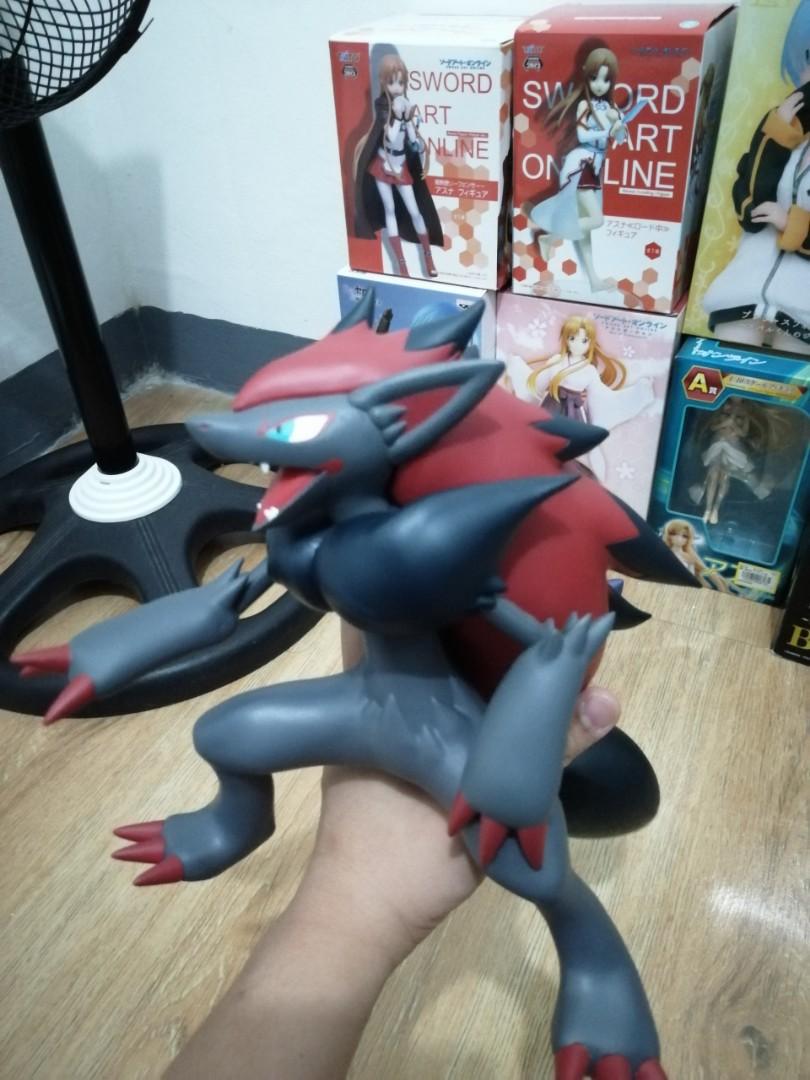 Pokemon Figure Zorua and Zoroark, Hobbies & Toys, Toys & Games on Carousell