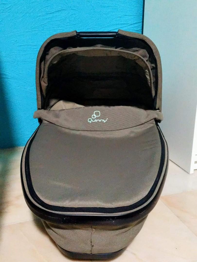 Quinny foldable carrycot, Babies & Kids, Going Out, Other Babies Going ...