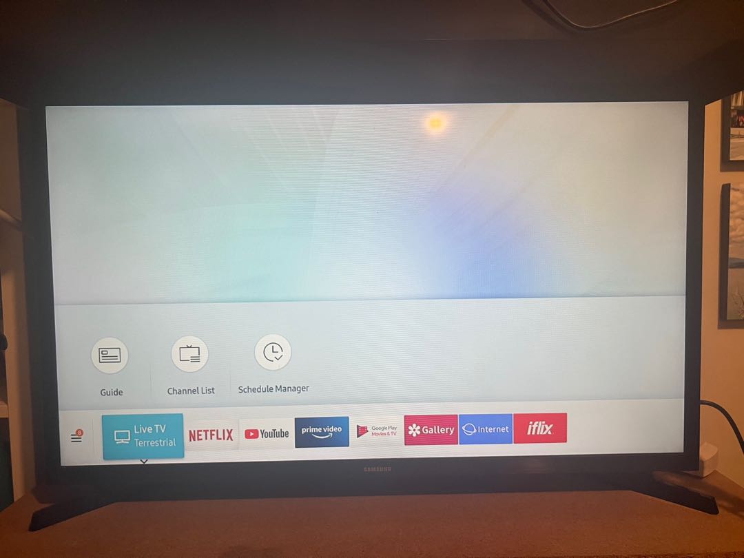 Samsung 32 smart hdtv, TV & Home Appliances, TV & Entertainment, TV on ...