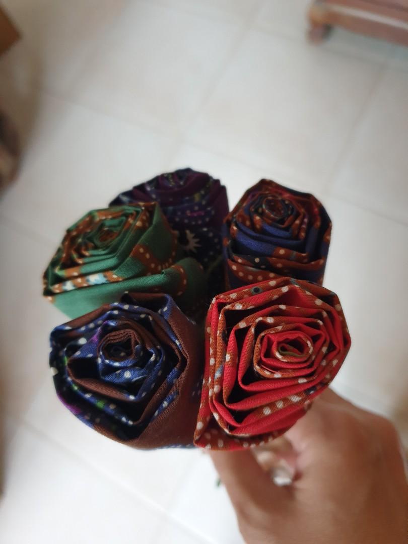 SQ SIA batik roses 5 colours, Hobbies & Toys, Stationery & Craft, Flowers & Bouquets on Carousell