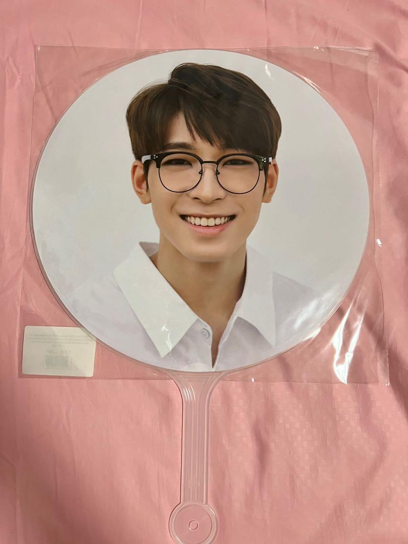 SVT SEVENTEEN IDEAL CUT PICKETS, Hobbies & Toys, Memorabilia ...