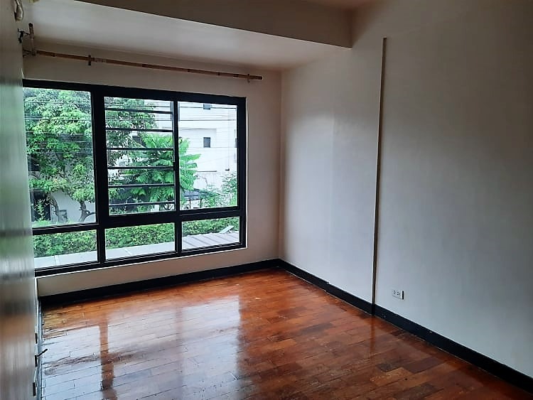 Townhouse near BGC for sale with rental income- Mahogany Place 3 ...
