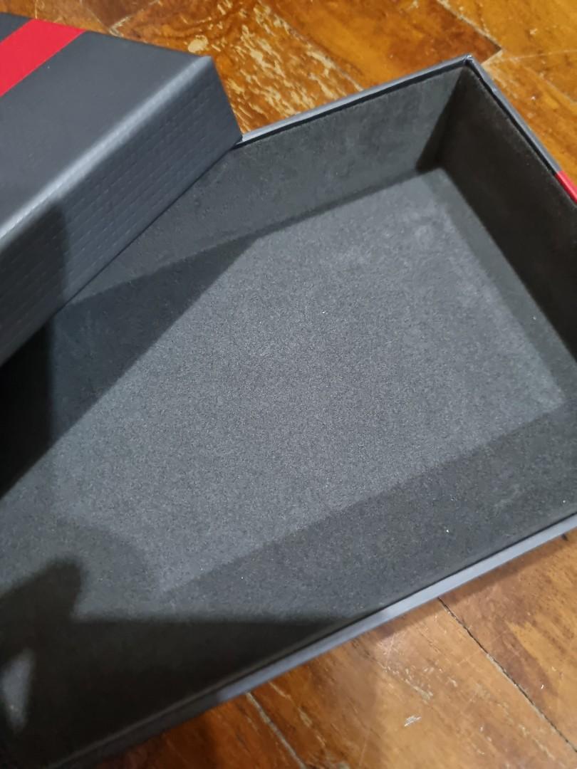 TUMI Travel Wallet Gift Box only, Luxury, Bags & Wallets on Carousell