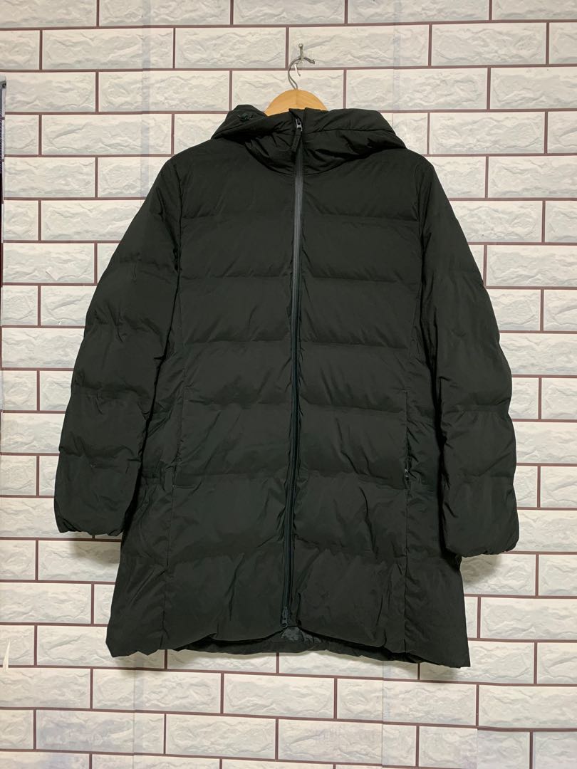 Uniqlo puffer jacket, Women's Fashion, Coats, Jackets and Outerwear on ...