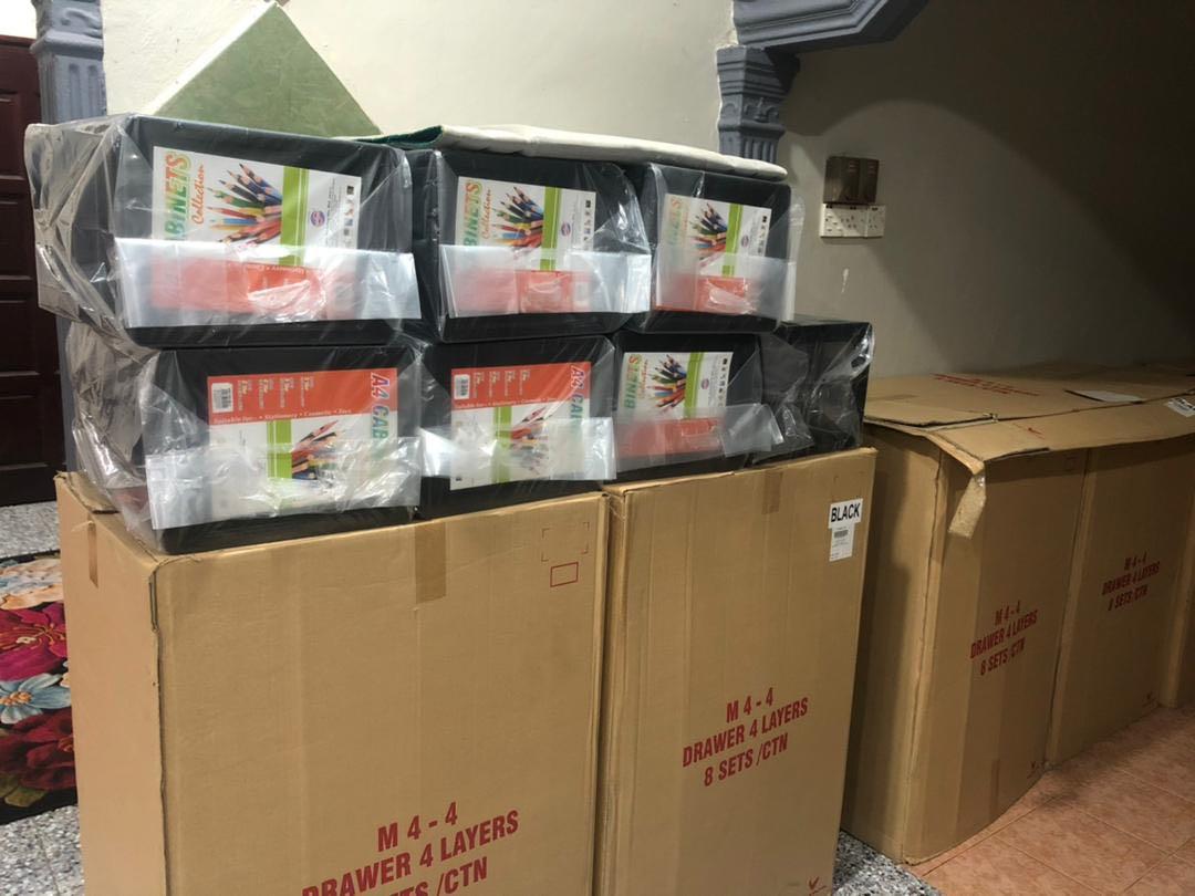 Office/home drawer 4 tier . Rak 4 tingkat warna hitam, Furniture & Home ...