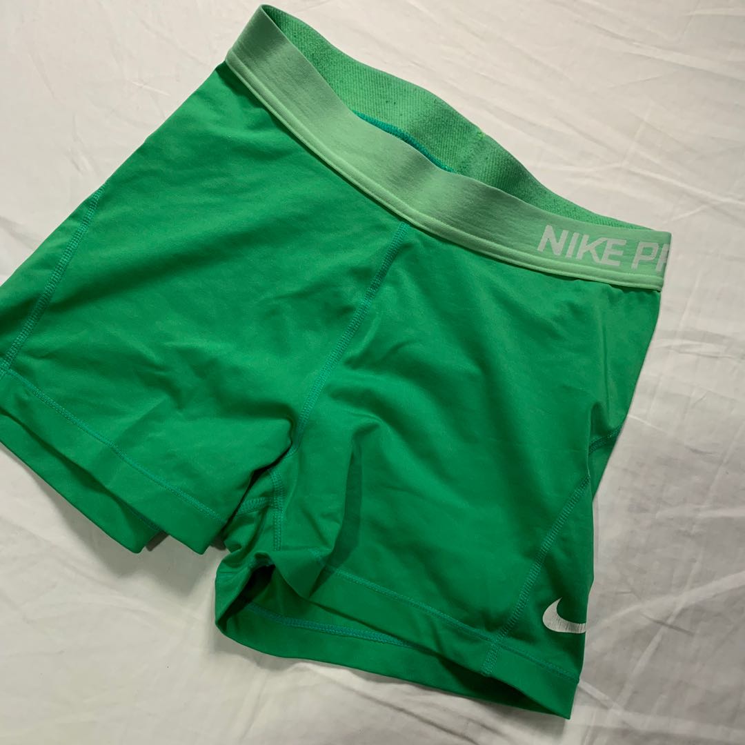 Original Green Nike Pro, Women's Fashion, Activewear on Carousell