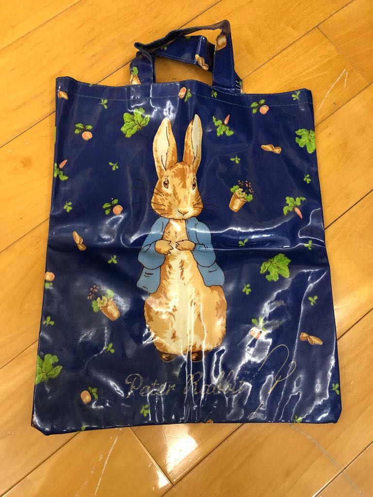 Peter Rabbit tote bag, 女裝, 手袋及銀包, Tote Bags - Carousell