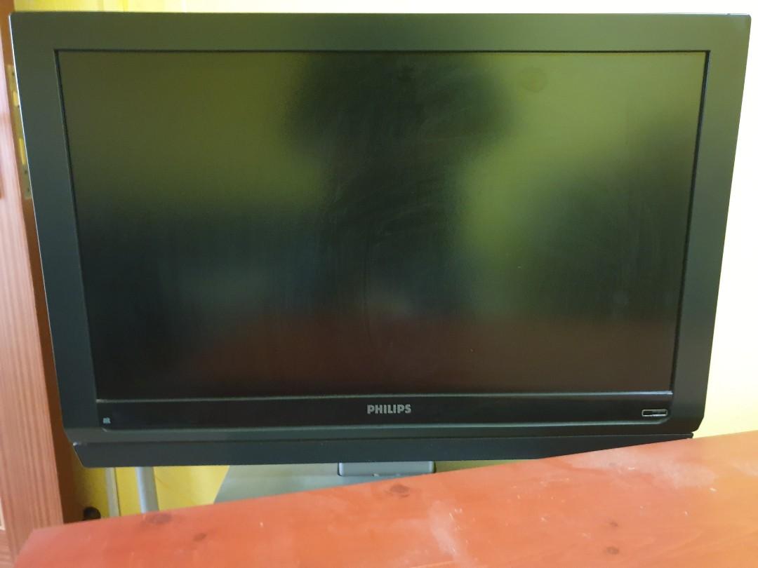 Philips LCD, TV & Home Appliances, TV & Entertainment, TV on Carousell