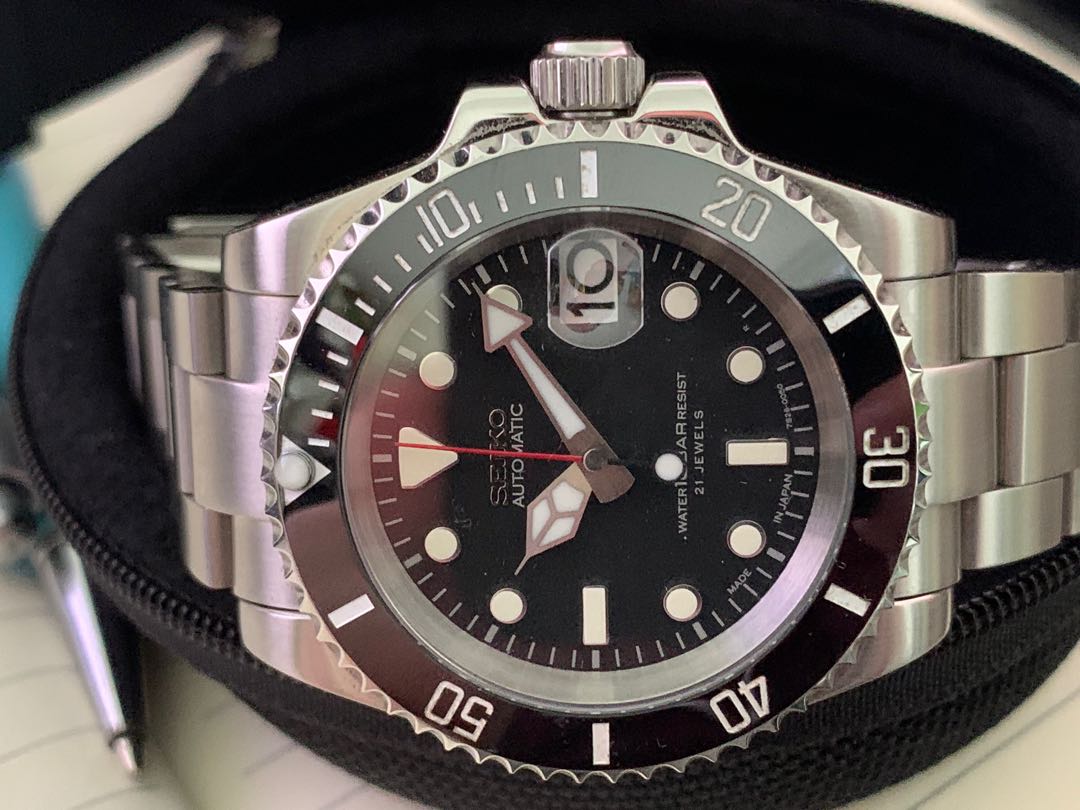 Seiko Subs 40mm, Luxury, Watches on Carousell