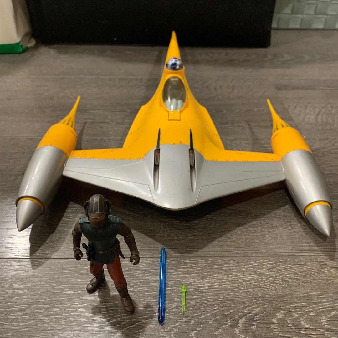 Star Wars Naboo Fighter Starfighter with Captain Typho Naboo Pilot and ...