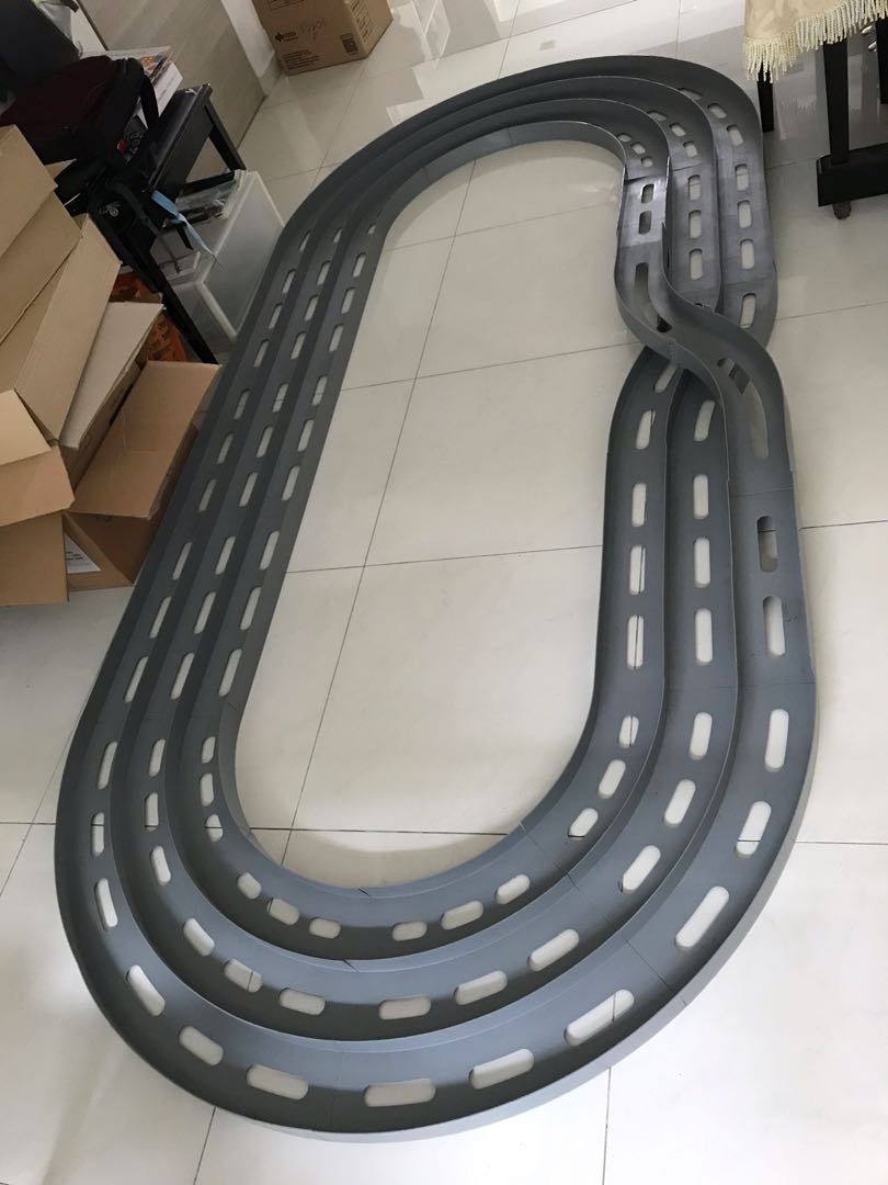 Tamiya Mini 4wd 3-Lane Race Track, Hobbies & Toys, Toys & Games on ...