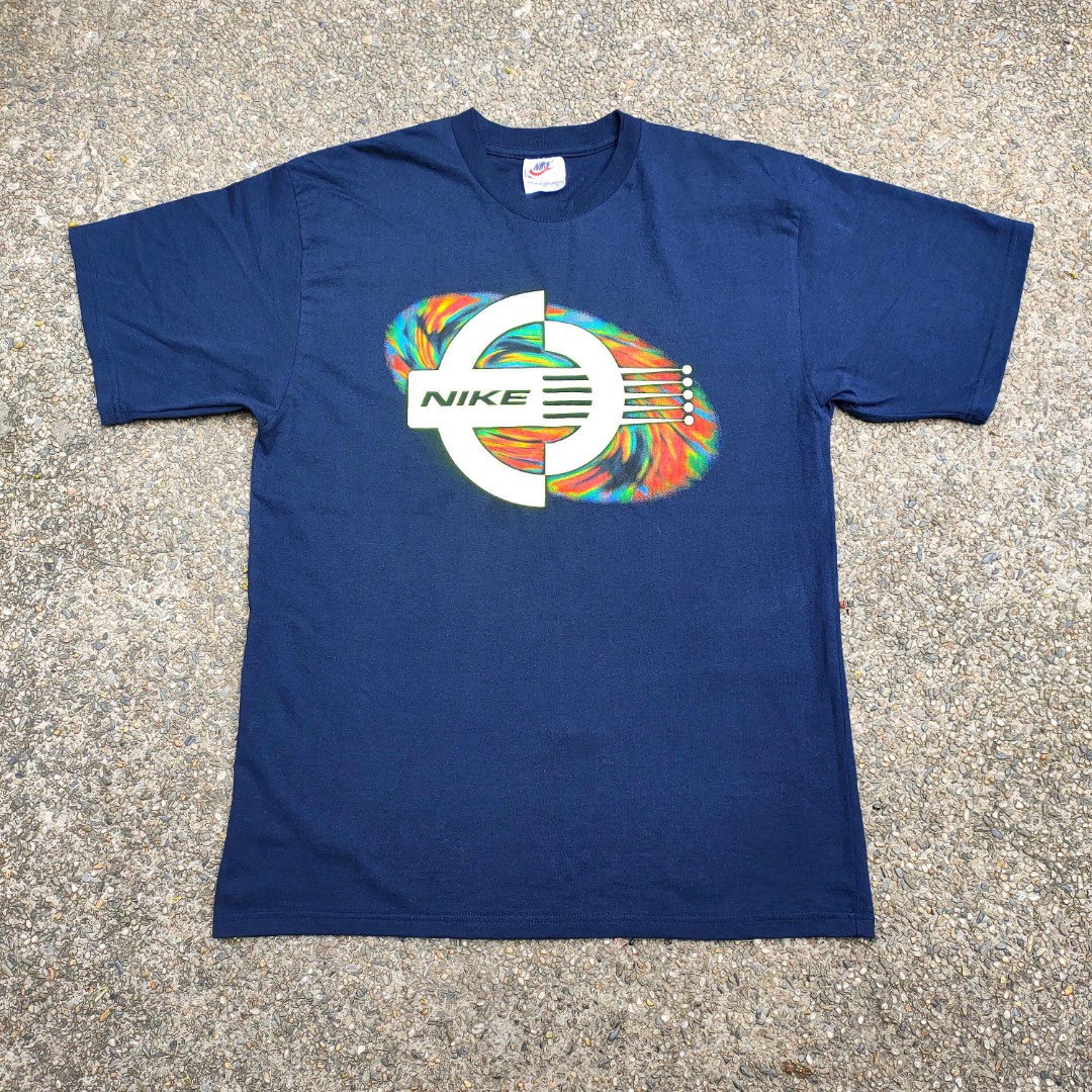 Vintage Nike t-shirt(W/backprint), Men's Fashion, Tops & Sets, Tshirts ...
