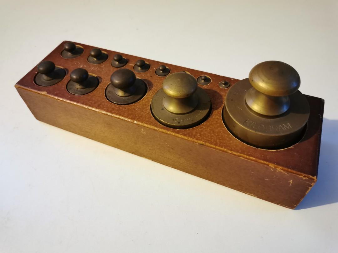 Vintage rare weighting scale - full set of weights set 12, Hobbies ...
