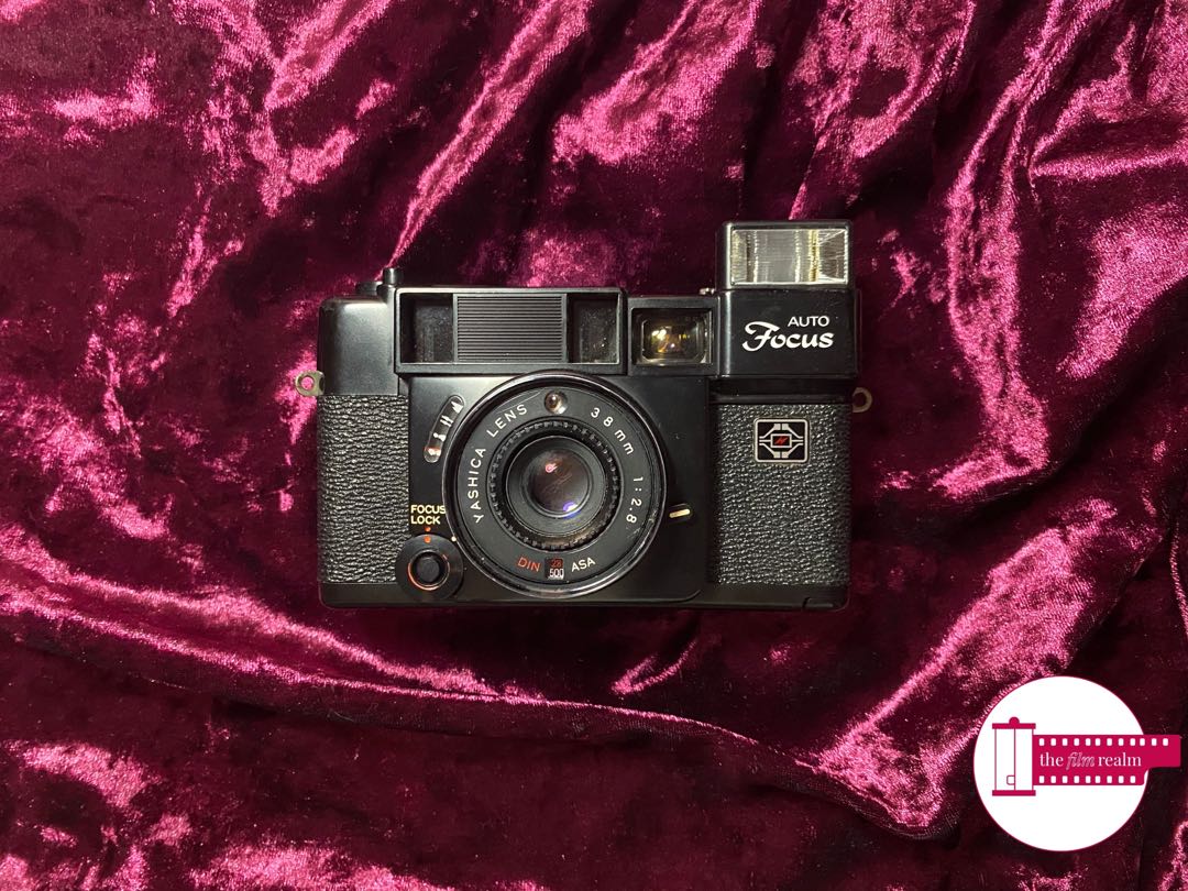 YASHICA AUTO FOCUS FILM CAMERA, Photography, Cameras on Carousell