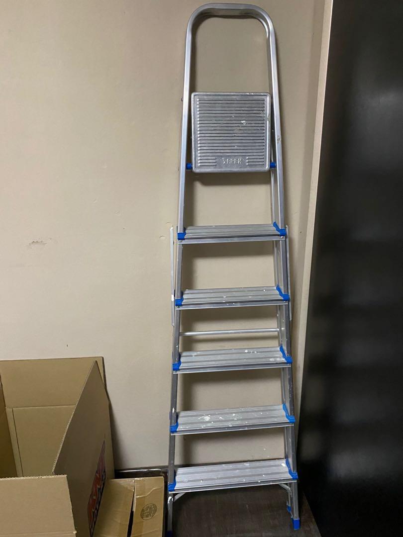 Apex 1.3m/1.8m heavy duty step ladder, Furniture & Home Living, Home ...