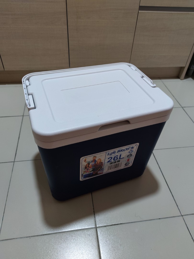 Cooler box 26L, Furniture & Home Living, Kitchenware & Tableware, Food ...
