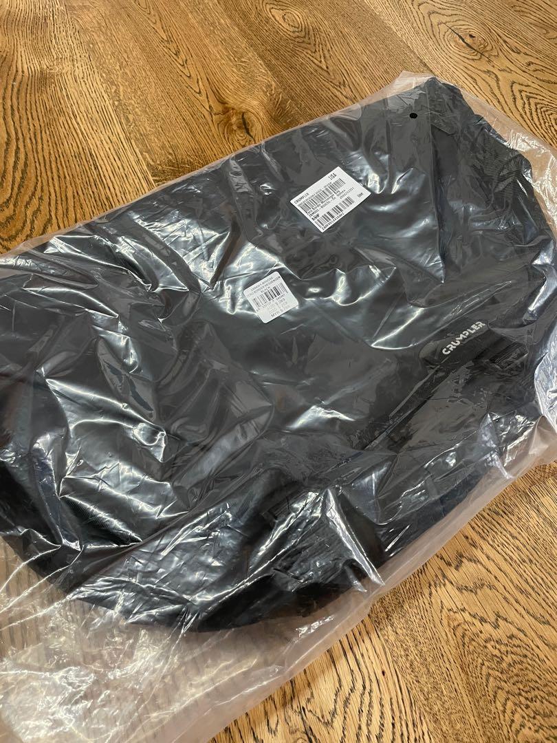 Crumpler Zero Border Messenger Bag, Men's Fashion, Bags, Sling Bags on ...