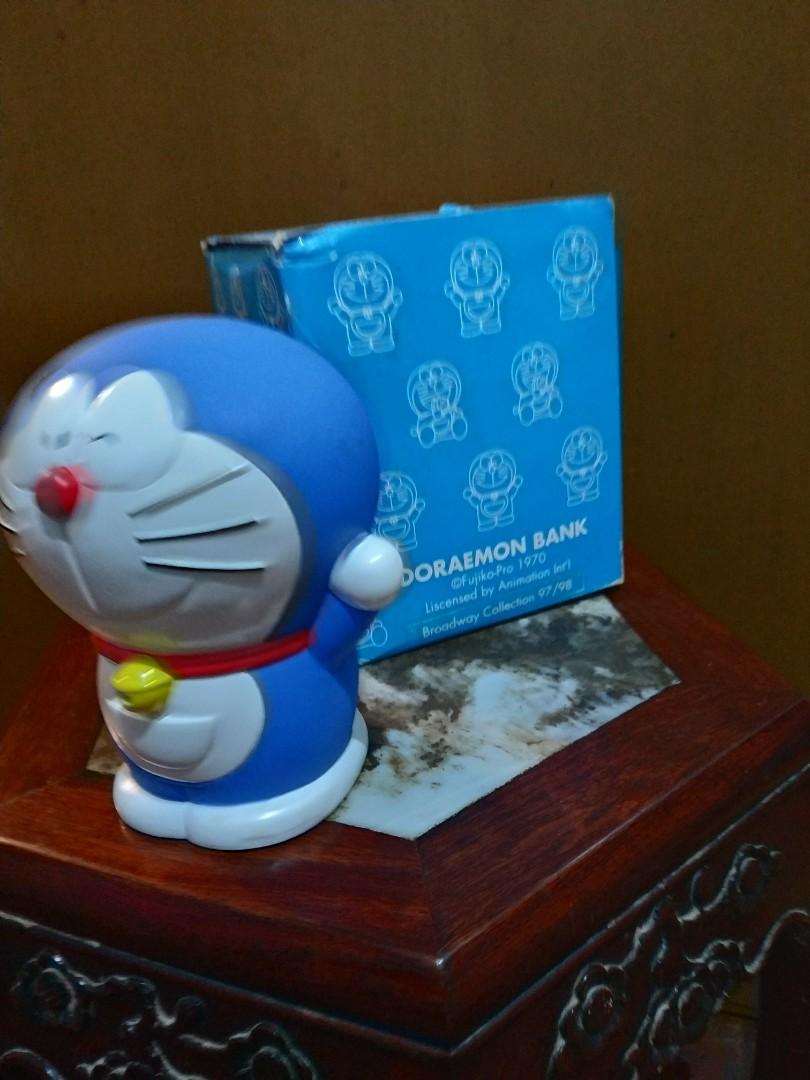 Doraemon Bank, 興趣及遊戲, 玩具 & 遊戲類 - Carousell