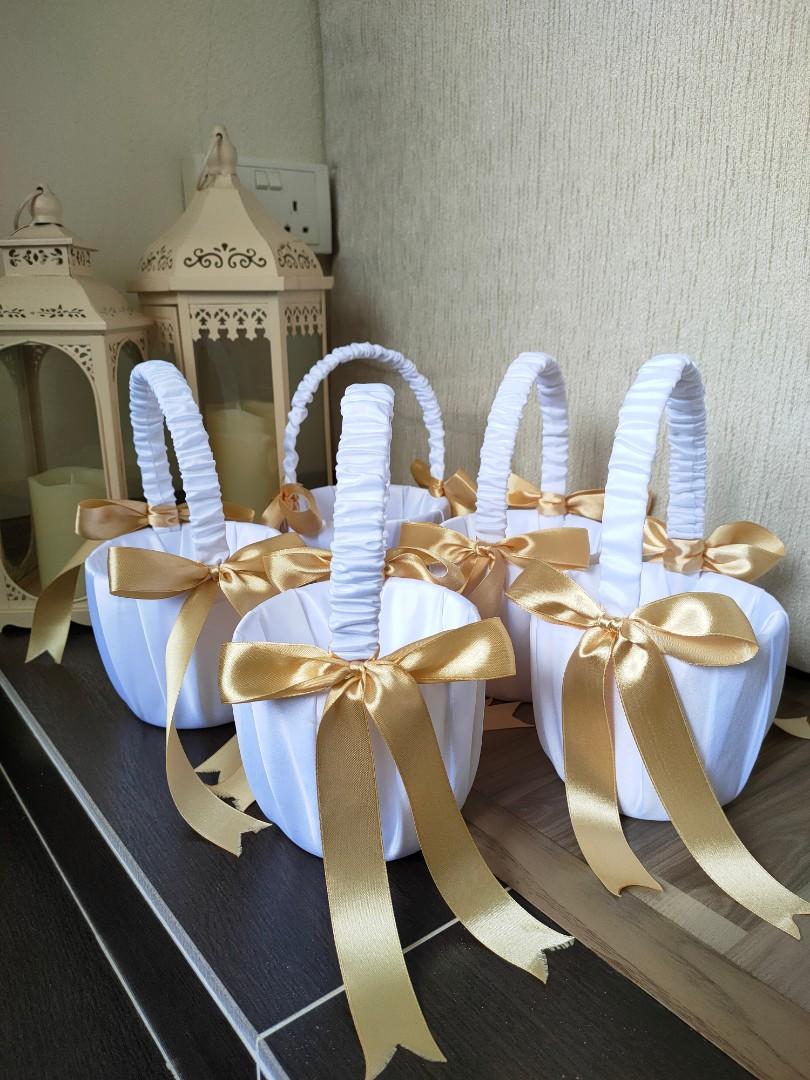Flower Girl / Bride's maid baskets, Everything Else on Carousell