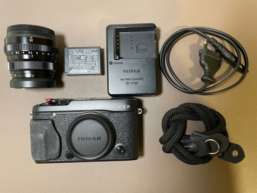 Fujifilm XE2 with 35mmF2 lens, Photography, Cameras on Carousell