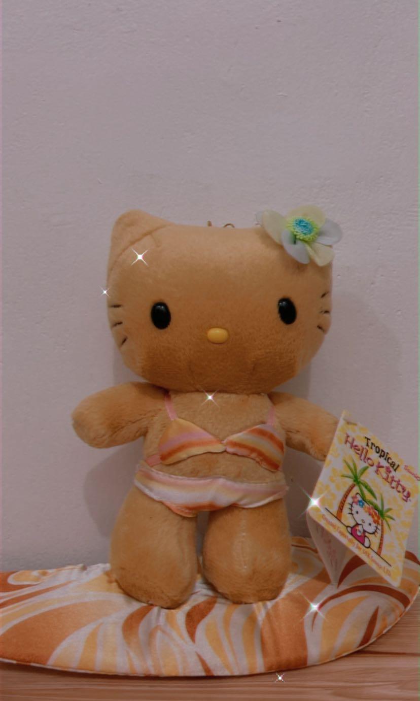Hello Kitty tan, Hobbies & Toys, Toys & Games on Carousell