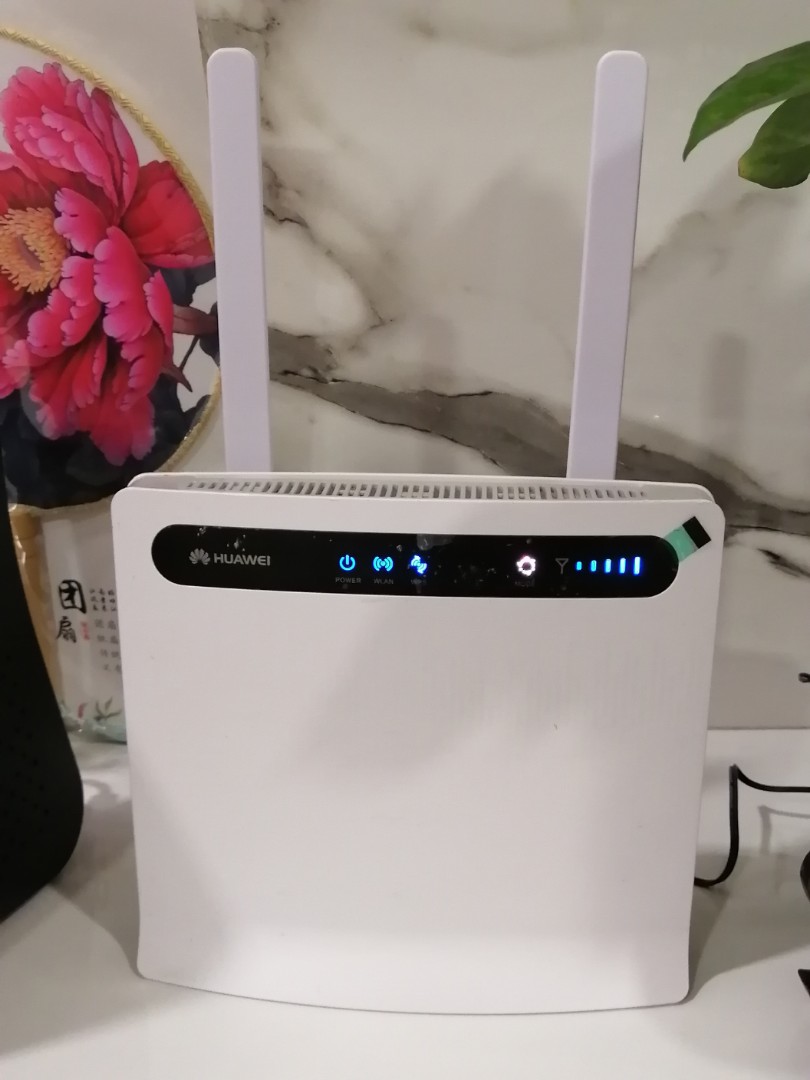Huawei SIM card wifi router, Computers & Tech, Parts & Accessories ...