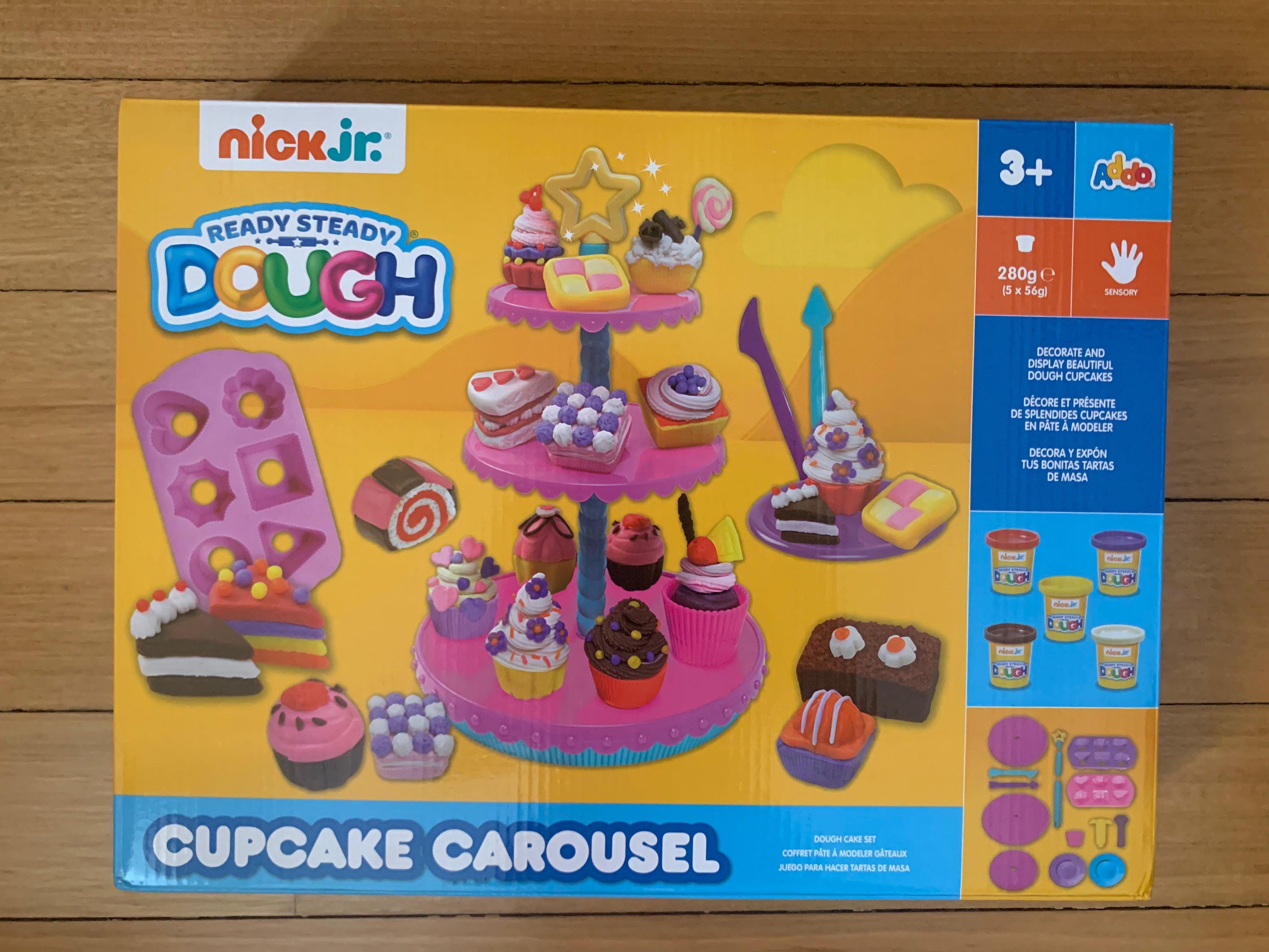 Play Dough Cupcake Carousel Set (play set), Hobbies & Toys, Stationery ...