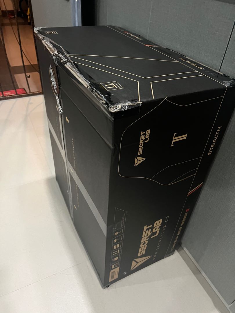 Secret lab chair box., Furniture & Home Living, Furniture, Chairs on ...