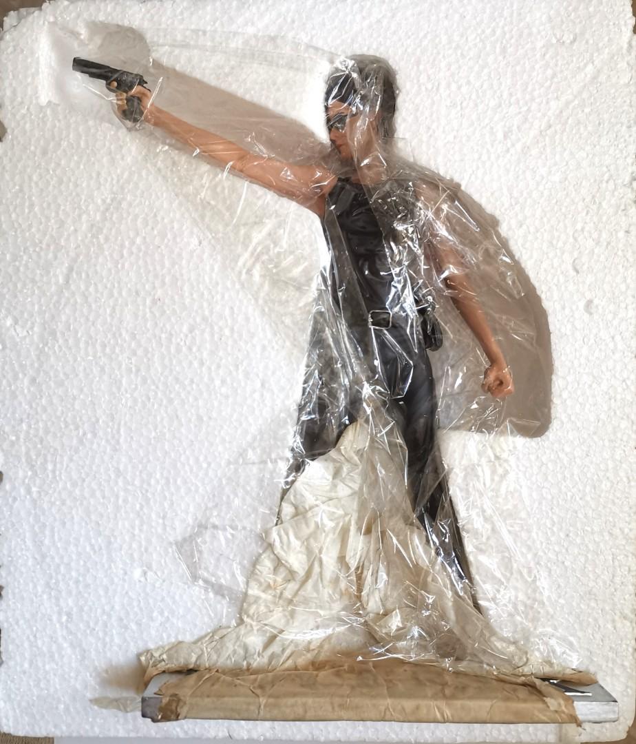 The Matrix Trinity Dodge This Statue, Hobbies & Toys, Toys & Games on ...