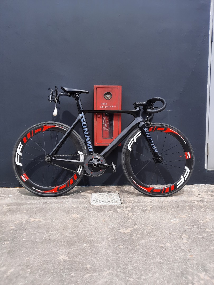 wtt tsunami shuttler carbon track fixie ffwd omnium shimano izumi ...