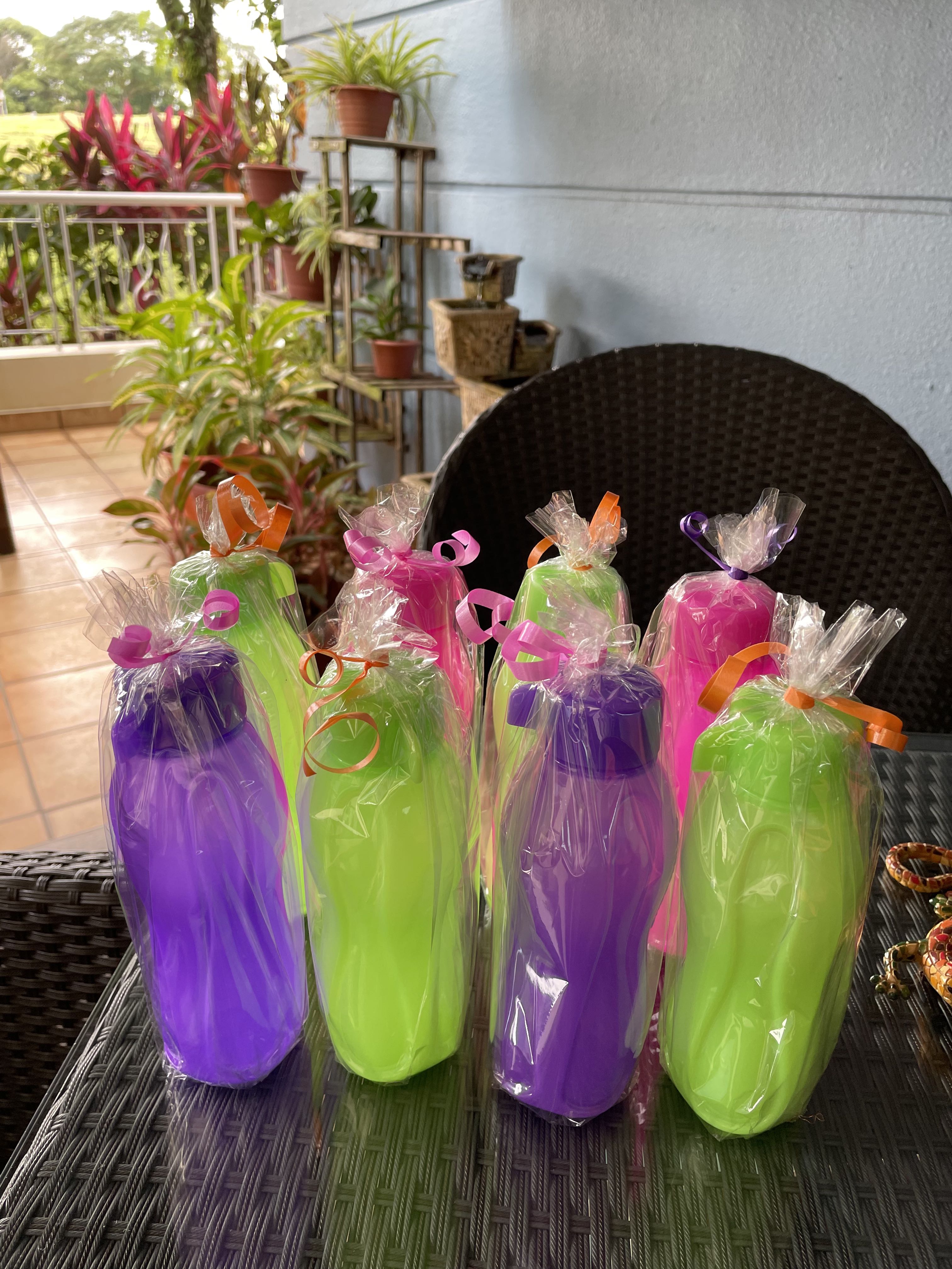 Tupperware Neon Mini Eco Bottles, Furniture & Home Living, Kitchenware ...