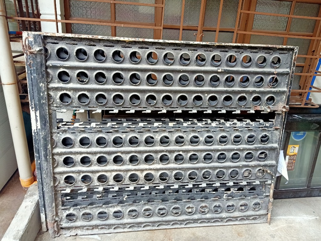 Vintage Steel Matting Gate, Furniture & Home Living, Furniture, Other ...