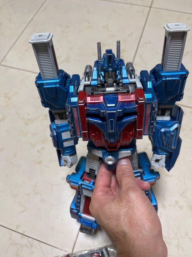 Transformer 3rd party KFC Citizen Stack (Ultra Magnus), Hobbies & Toys ...