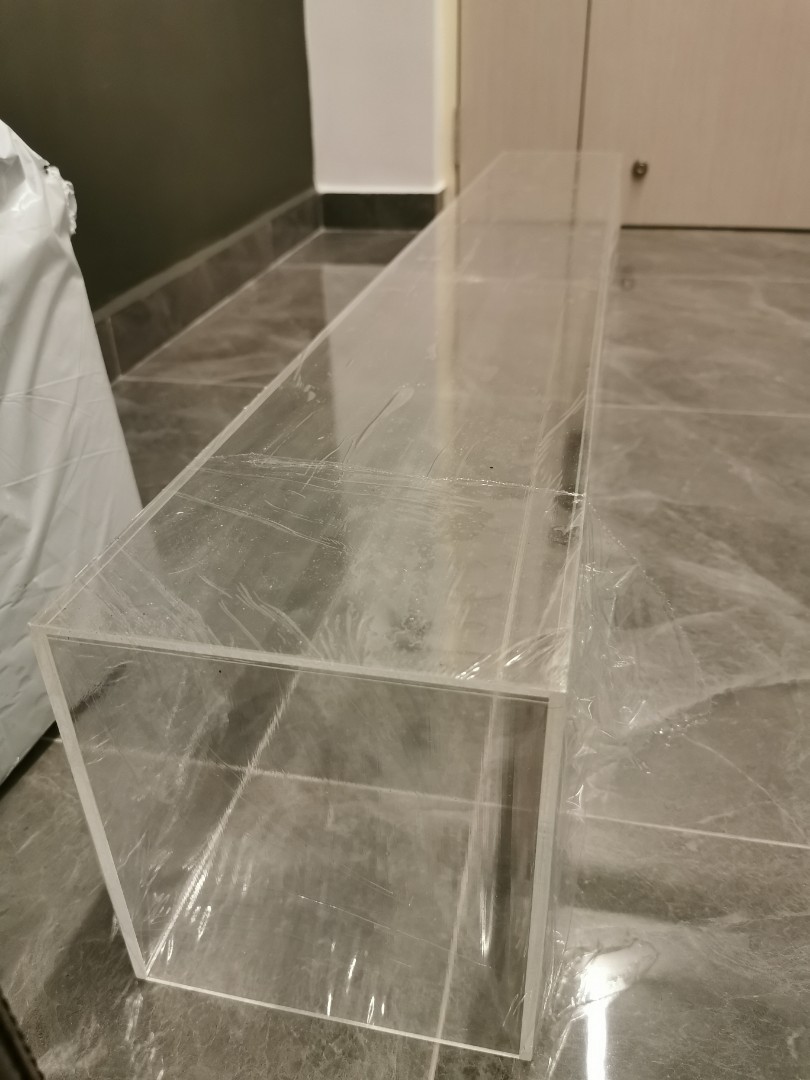 Acrylic case/riser, Hobbies & Toys, Stationery & Craft, Craft Supplies ...