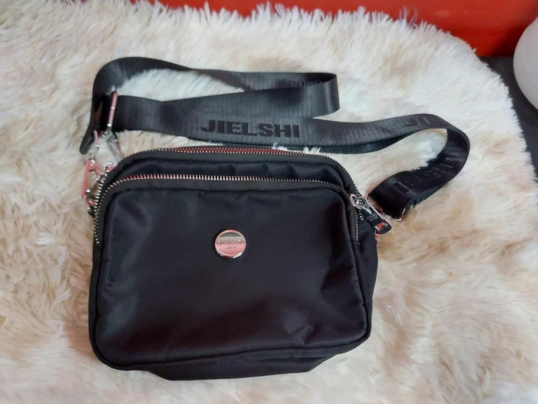 Chibao light life body bag, Women's Fashion, Bags & Wallets, Cross-body ...
