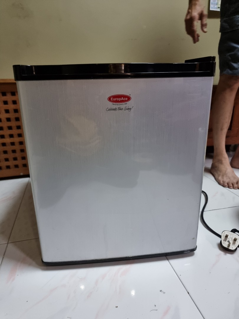 EuropAce Fridge, TV & Home Appliances, Kitchen Appliances ...