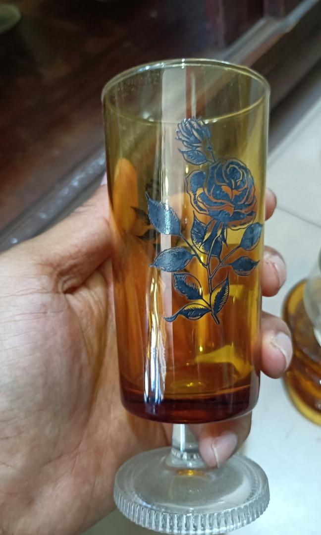Gelas berkaki vintage, Furniture & Home Living, Home Decor, Vases & Decorative Bowls on Carousell