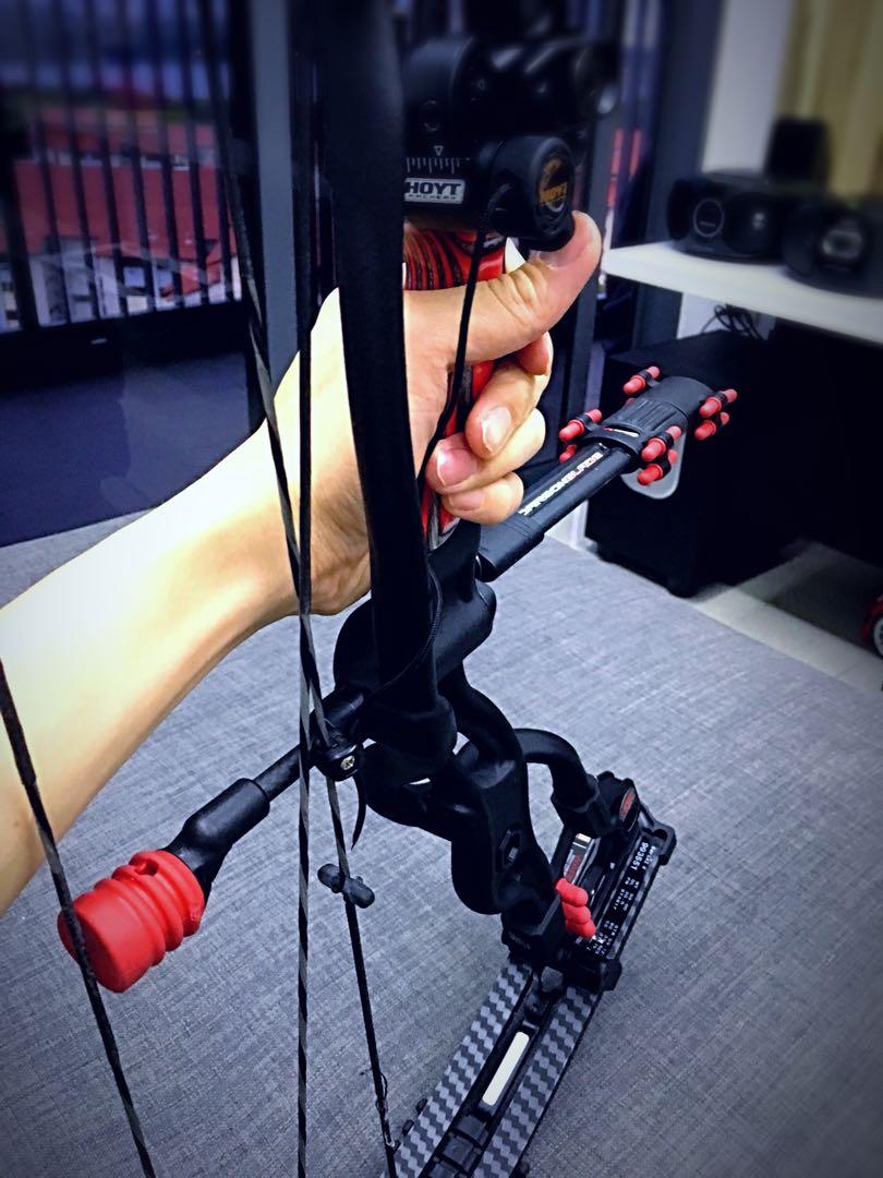 Hoyt Carbon Spyder Turbo. Archery. Bow. Compound , Sports Equipment ...