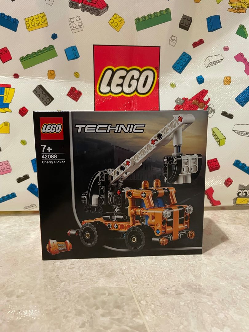 LEGO 42088, Hobbies & Toys, Toys & Games on Carousell