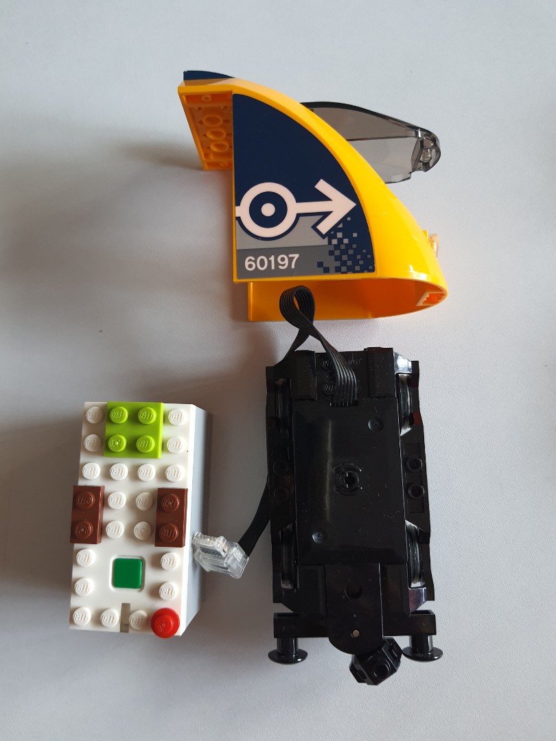 LEGO 60197 #GreatAsGift, Hobbies & Toys, Collectibles & Memorabilia ...