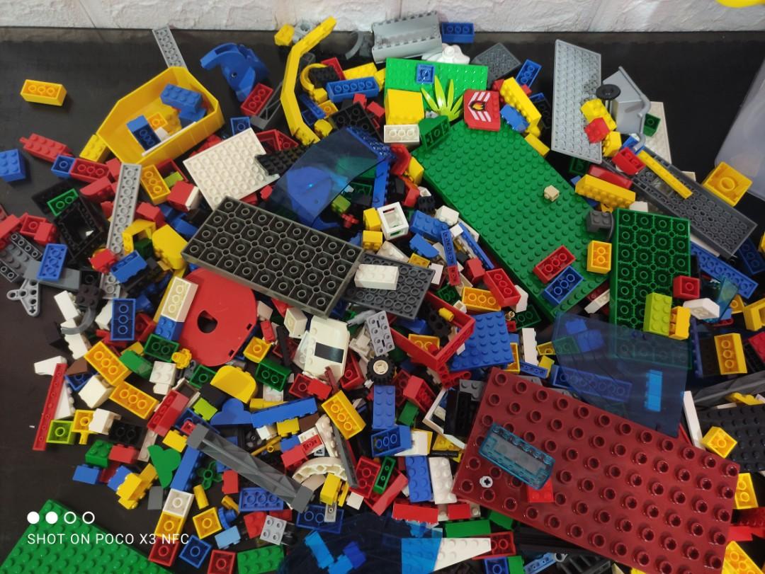 LEGO LARGE BUCKET(ORIGINAL/AUTHENTIC)#4, Hobbies & Toys, Toys & Games ...