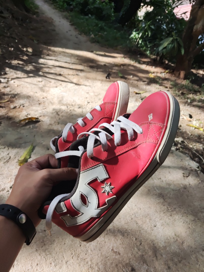 Original DC shoes Red, Men's Fashion, Footwear, Sneakers on Carousell