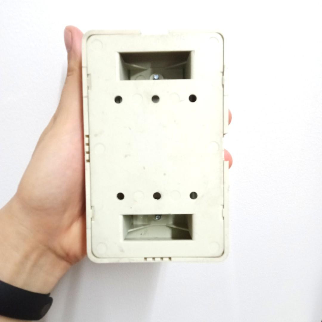 Panasonic Wide Series LAN Outlet CAT5E with Utility Box, TV & Home ...