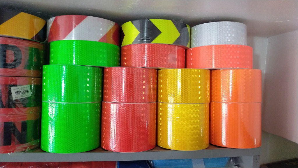 reflectorized sticker sticker 407, Commercial & Industrial ...