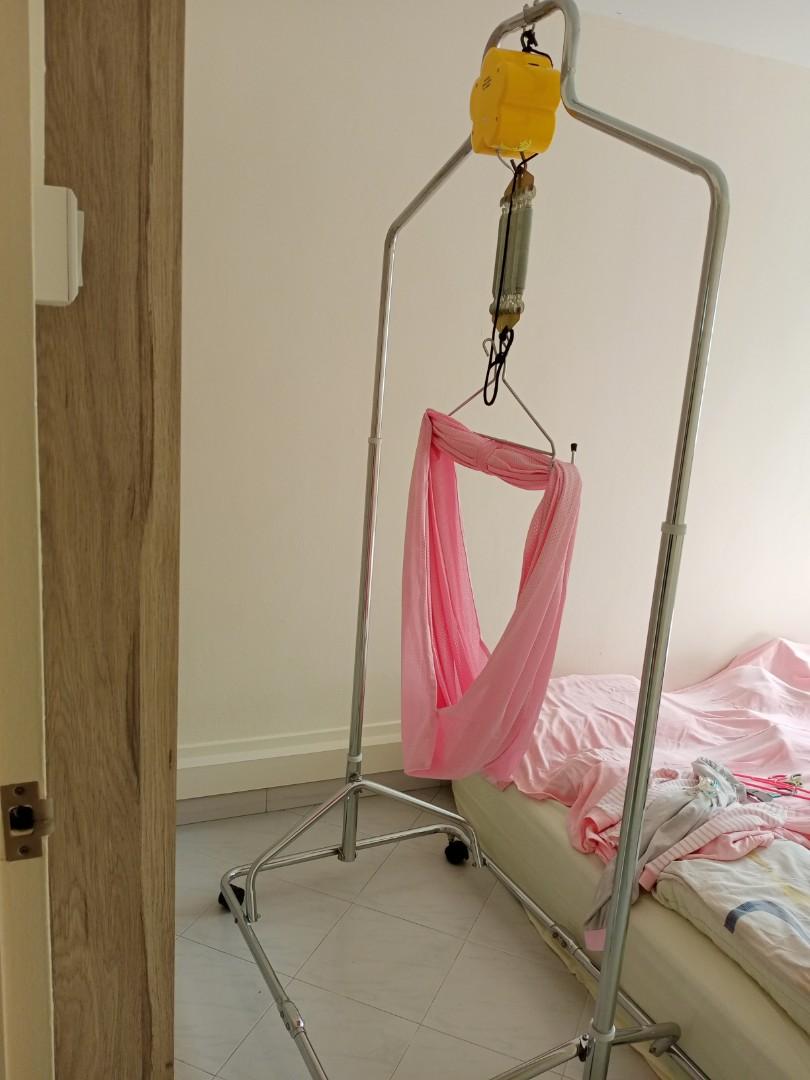 Shake cradle, Babies & Kids, Baby Nursery & Kids Furniture, Cots ...