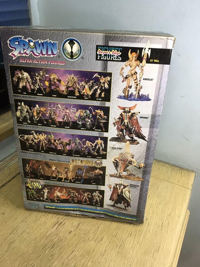 SPAWN SUPER SIZE 12" ACTION FIGURE WITH BENDY CAPE, Hobbies & Toys ...