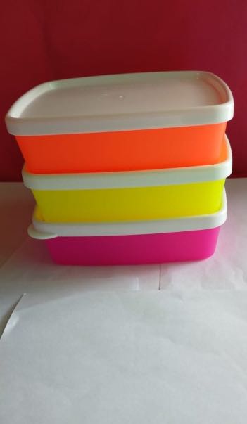 Tupperware Neon Shallow Square Round (3) 250mL, Furniture & Home Living ...
